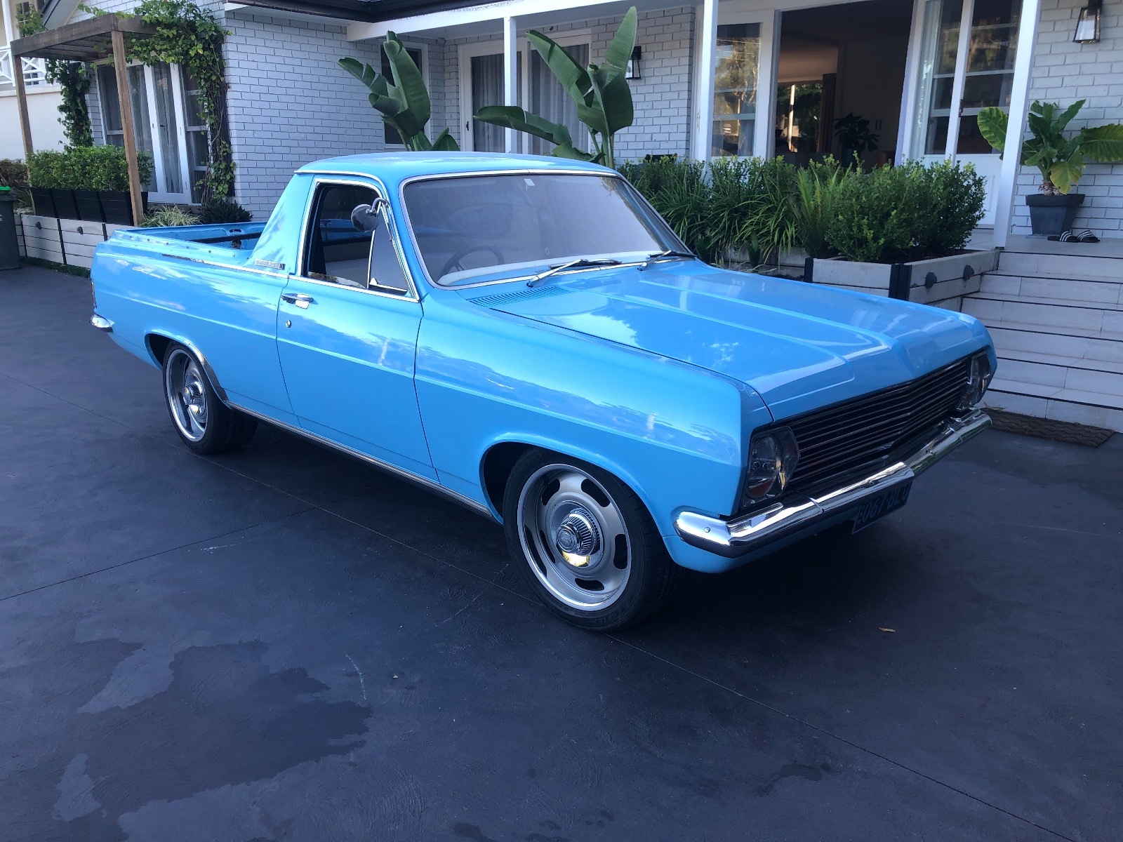 1967 Holden HR ute - Skoutli